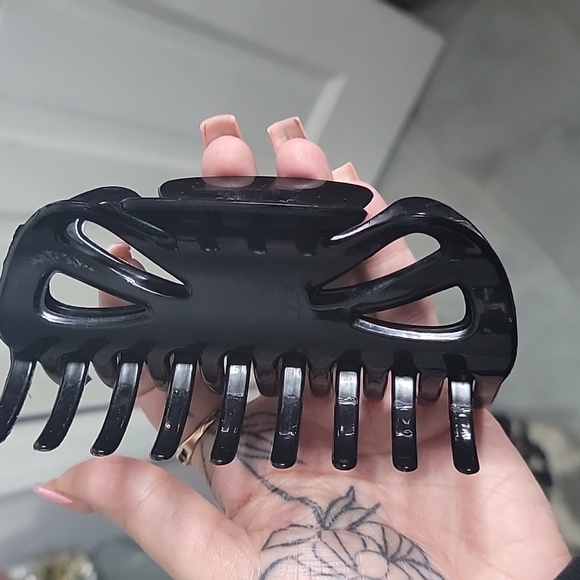 Accessories | Creepy Claw Clip Lady | Poshmark